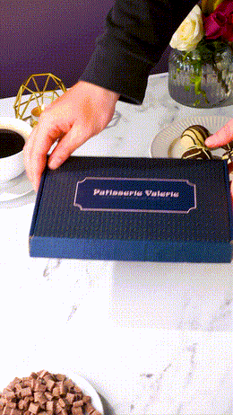 Cake Bites Gift Box | Letterbox Gifts | Next Day Delivery – Patisserie ...